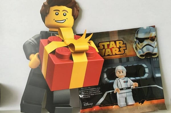 LEGO Shop: Who received an additional gift in their package? - HOTH BRICKS