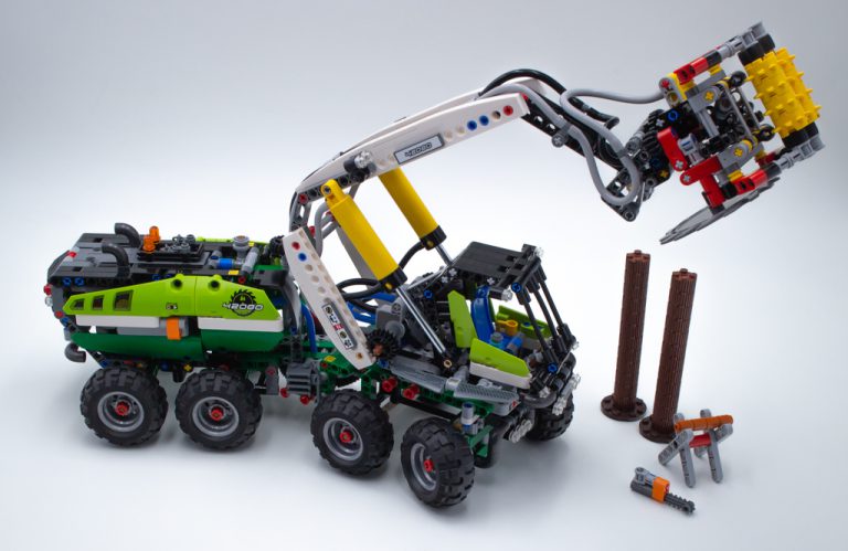 Vite testé : LEGO Technic 42080 Forest Machine - HOTH BRICKS