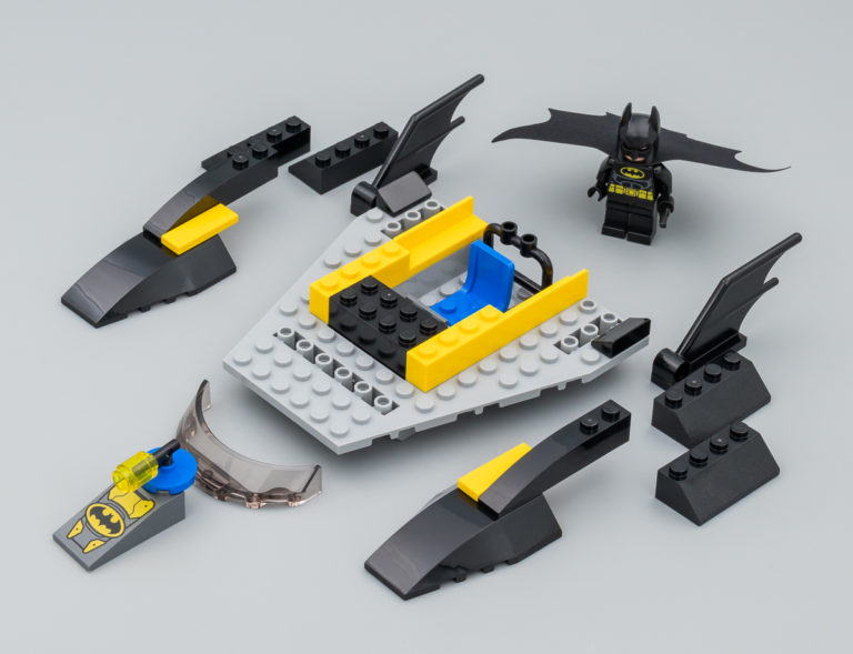 Très vite testé : LEGO DC Comics 76158 Batboat The Penguin Pursuit ...