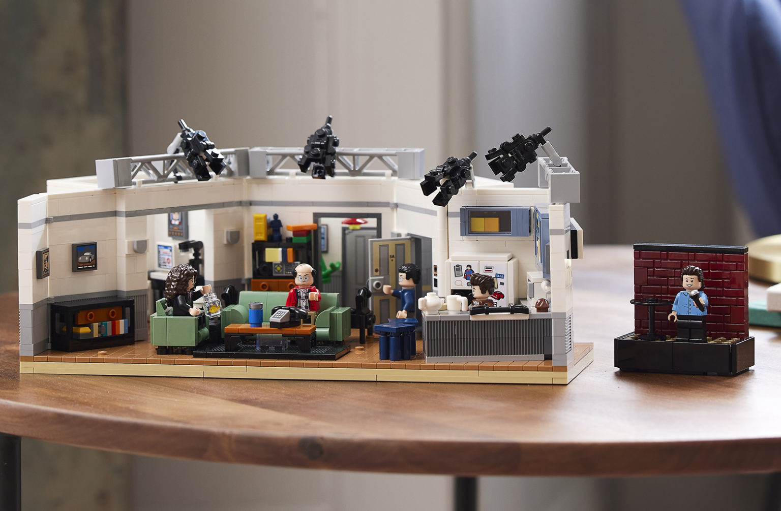 Sur le Shop LEGO : Le set LEGO IDEAS 21328 Seinfeld est disponible en ...