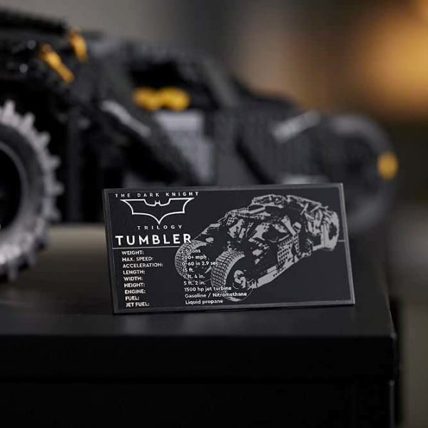 LEGO DC Comics 76240 Batmobile Tumbler : les visuels officiels - HOTH ...