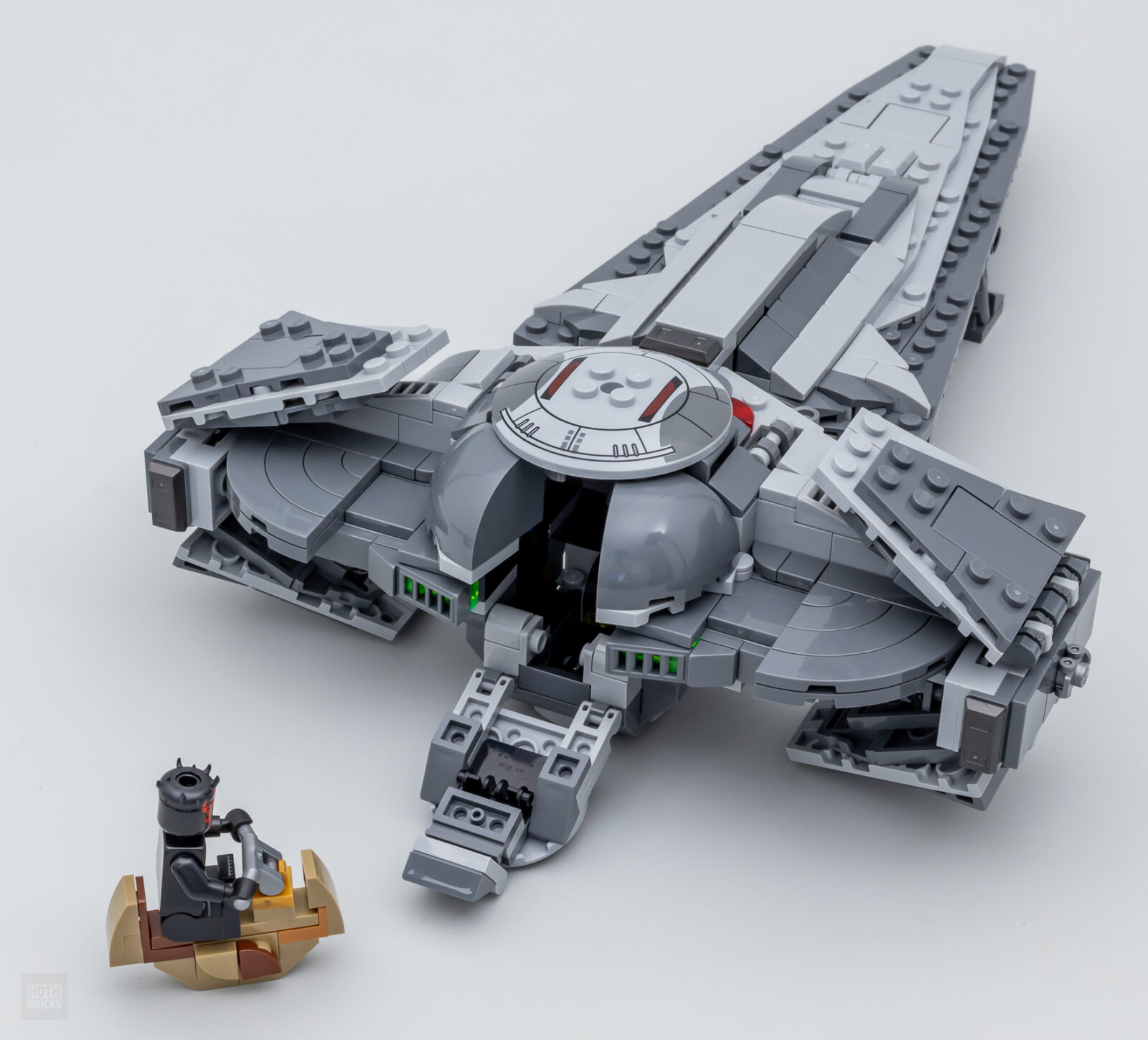 Très vite testé : LEGO Star Wars 75383 Darth Maul's Sith Infiltrator ...