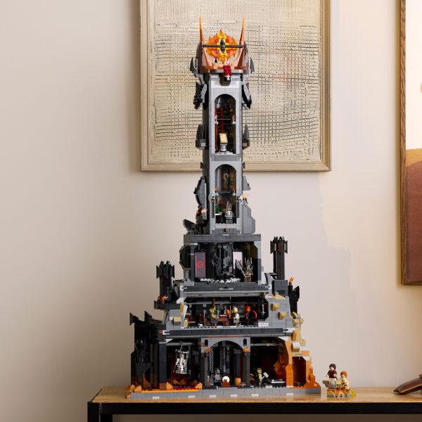 LEGO ICONS 10333 The Lord of the Rings Barad-Dûr : le set est en ligne ...